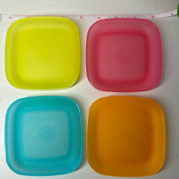Tupperware | Toys | Tupperware Toys Plate Set | Poshmark